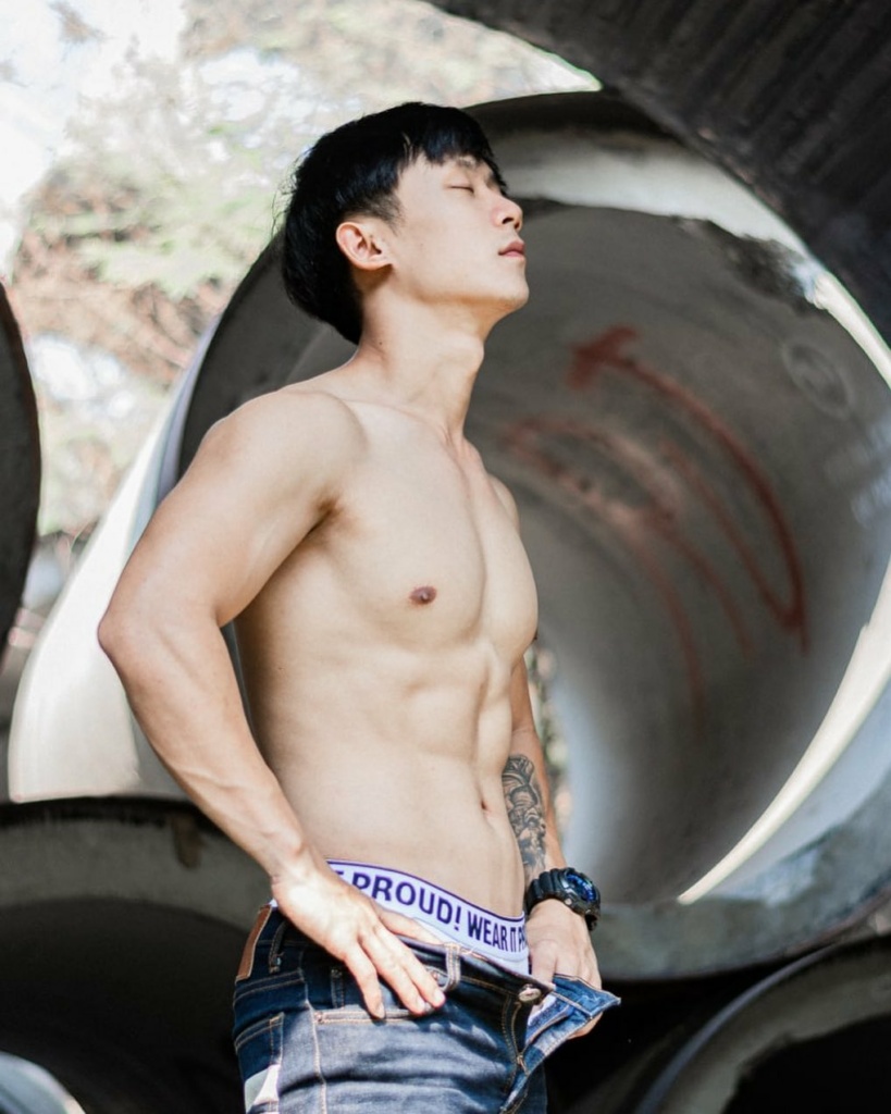 วาร์ปเด็ด !! toon chainat นายแบบเกมเมอร์ หุ่นแซ่บสุดเร่าร้อน