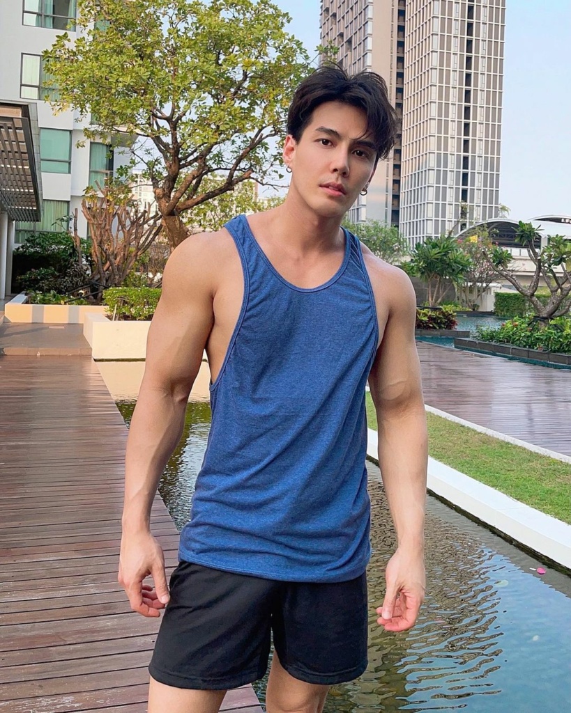 เธโอ ชิระ จีระกุลชาญ นายแบบหุ่นสวย ล่ำแน่น สุดแซ่บ เผ็ดพริกร้อยเม็ด!!