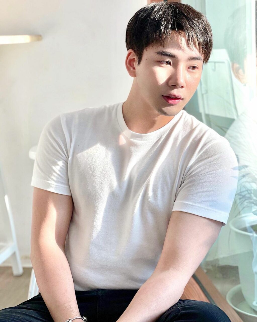 ช็อปเปอร์ ธิเบต หนุ่มตี๋ขนดกสุดหล่อ สายหมี เด็ดแซ่บน้ำพุ่งทะลุ Onlyfans