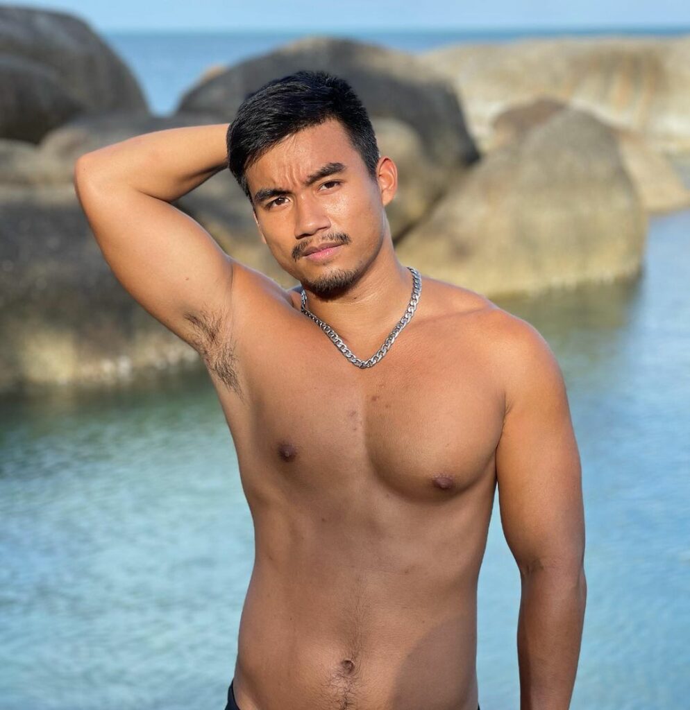 เซนกิ นันทวัฒน์ หนุ่มผิวเข้มสุดหล่อ ลูกครึ่งไทย-ลาติน แซ่บเดือด Onlyfans
