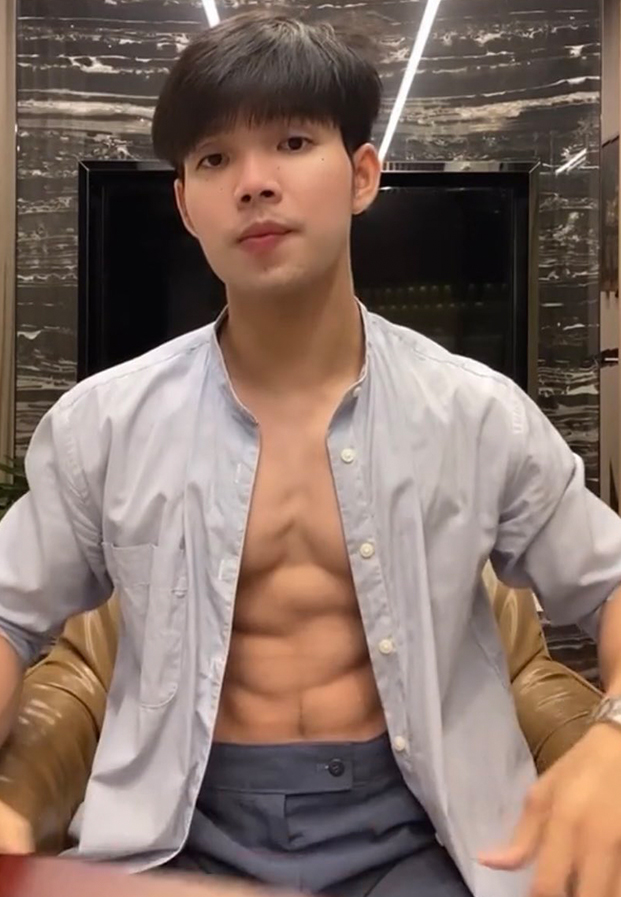 Fight Pacharapon เทรนเนอร์หนุ่มหล่อ งานดี ลีลาเร้าใจ ดาว Onlyfans